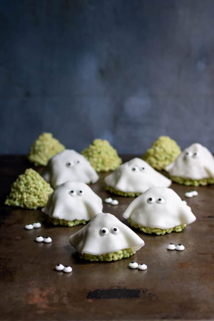 Ghost Halloween Rice Krispie Treats • You Say Potatoes