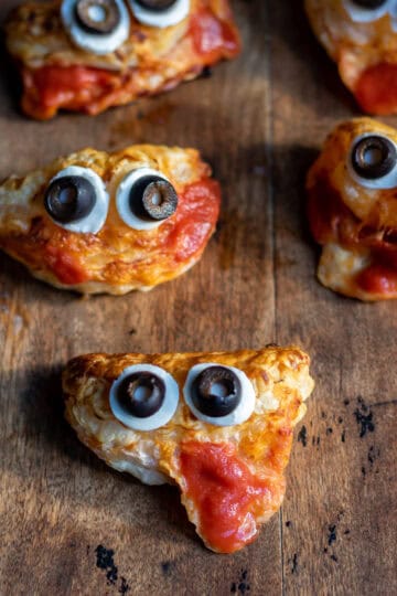 Mini Halloween Pizza Monsters • You Say Potatoes
